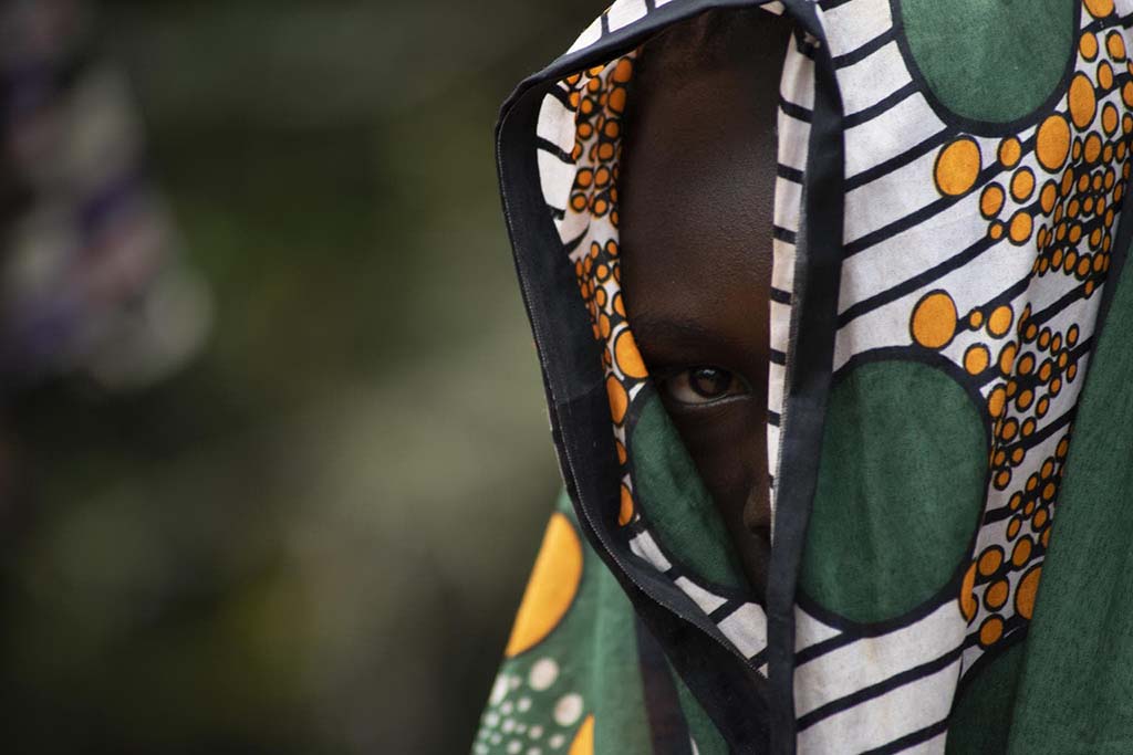 In Foni Bondali, young man impregnates elder brother's daughter - What ...